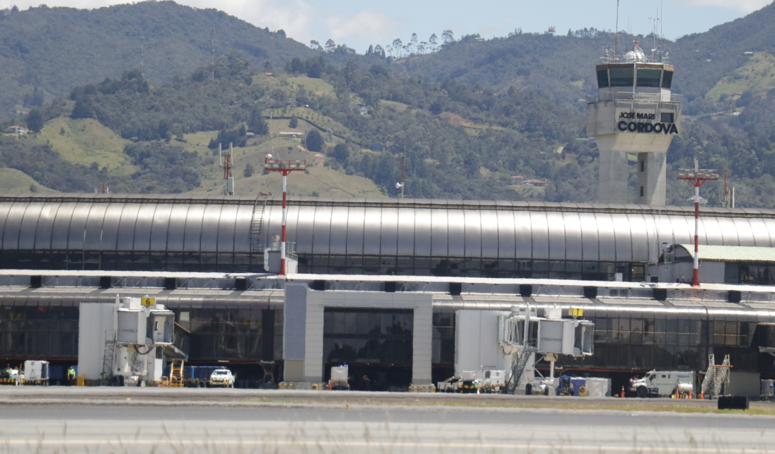 Aeropuerto José María Córdova tendrá cierres nocturnos por ...